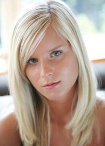 Marry Queen: Biography, Wiki, Age, Height, Career And Photos - High ...